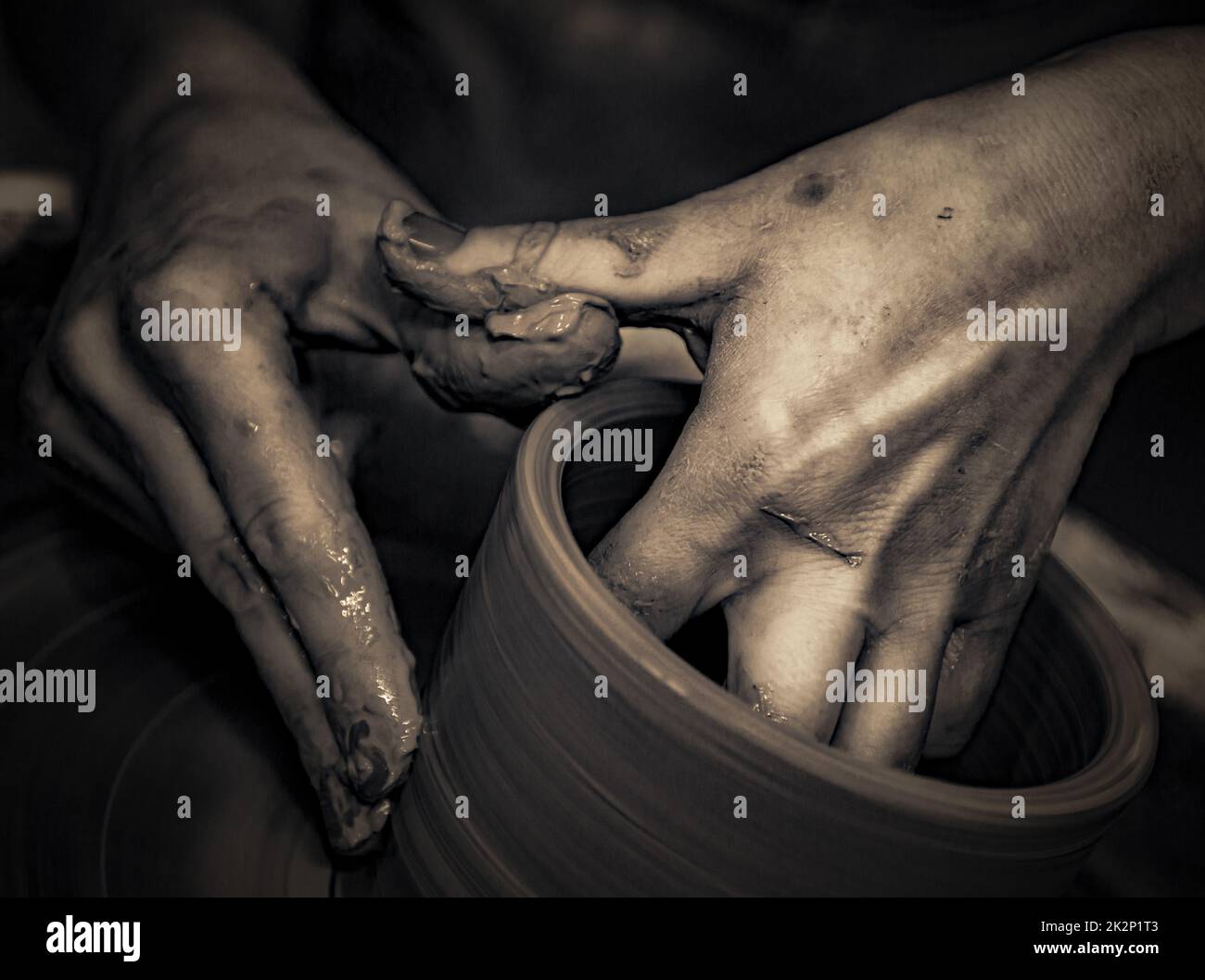 Fragmentary pottery hi-res stock photography and images - Alamy