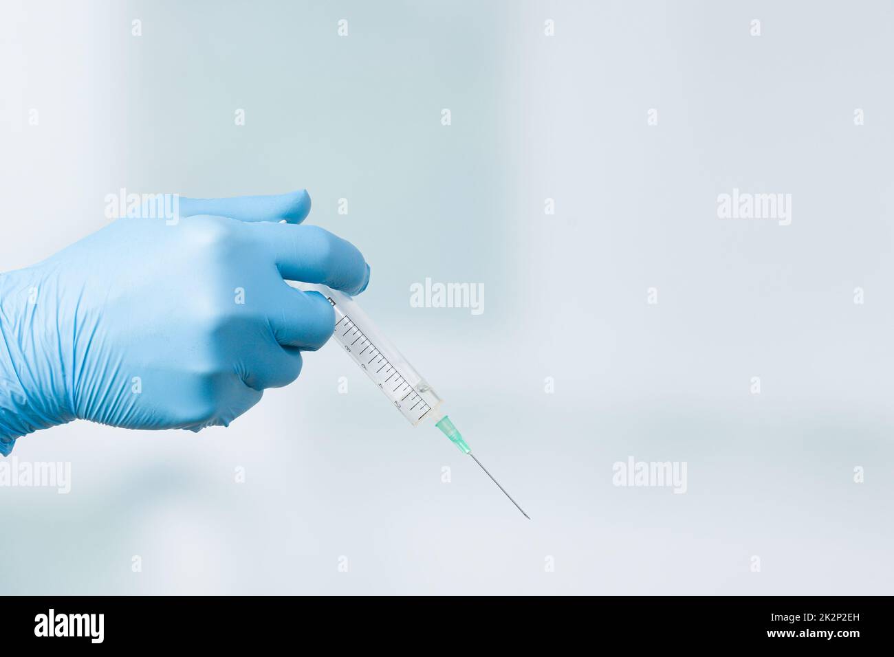 Medical syringe injection hi-res stock photography and images - Alamy