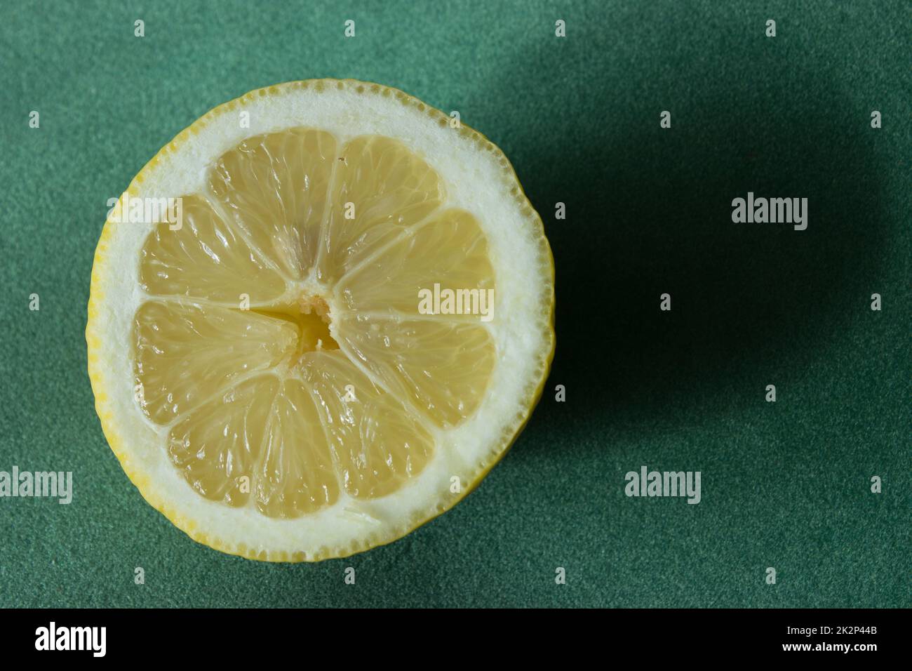 Lemon cut in half Stock Photo - Alamy