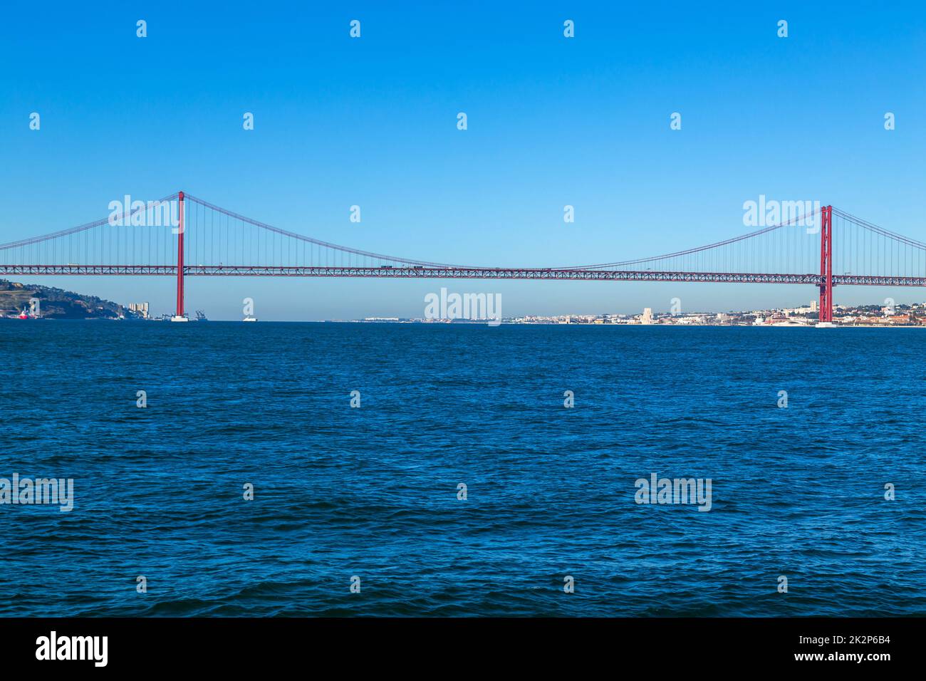 Ponte 25 de Abril Stock Photo - Alamy