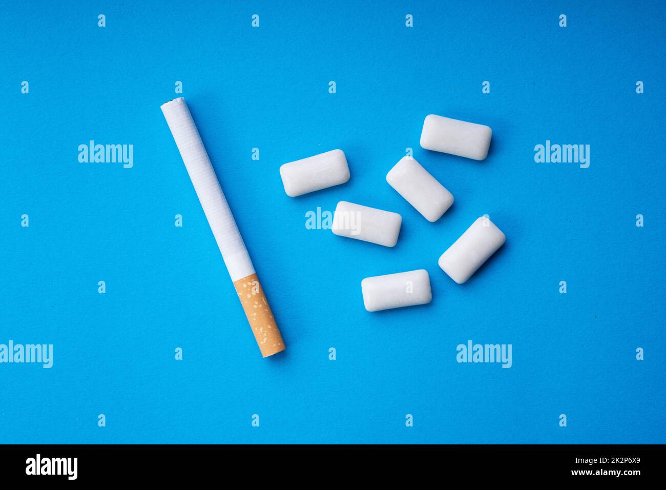 Nicotine Gum Smoking Replacement Pills Stock Photo - Alamy