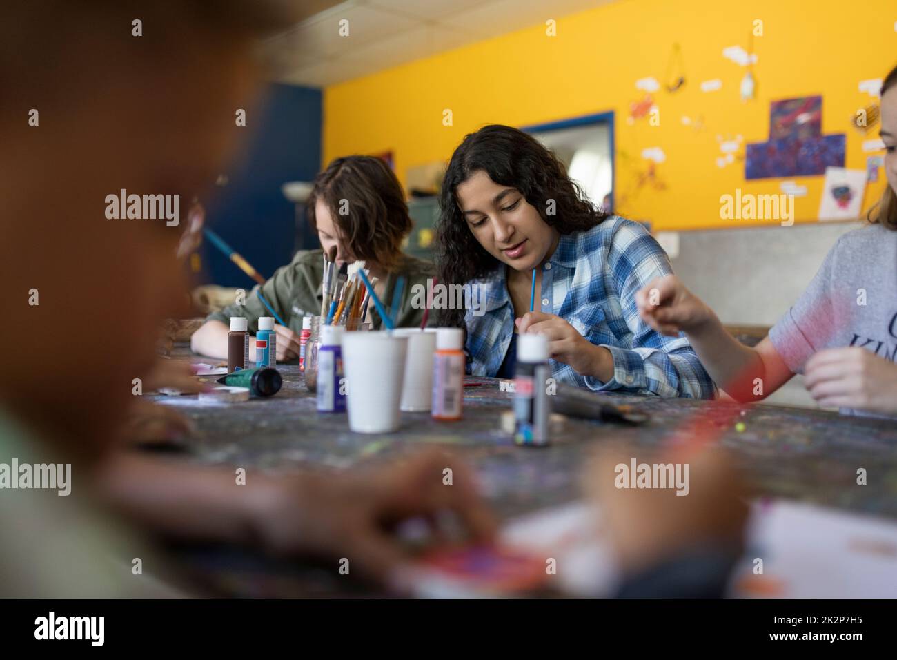 Doing craft hi-res stock photography and images - Alamy