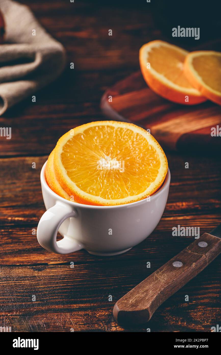 Orange fruit sliced knife hi-res stock photography and images - Alamy