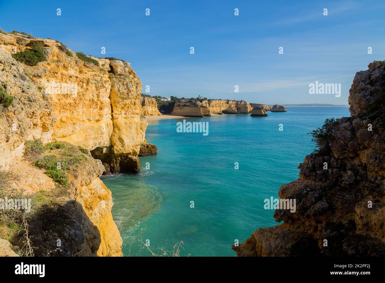 Algarve coastal cliffs hi-res stock photography and images - Alamy