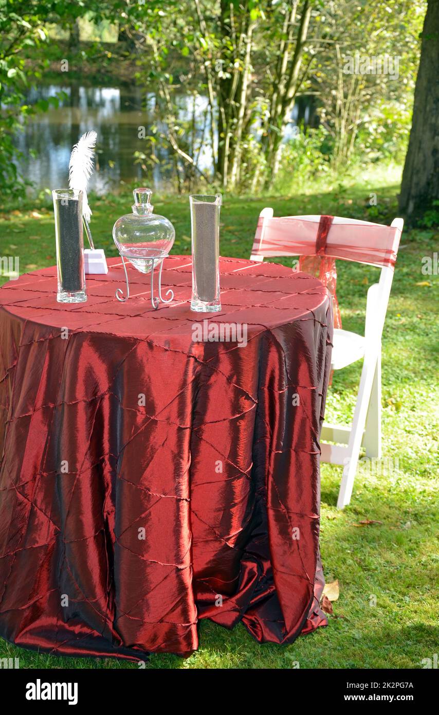 Wedding signing table Stock Photo - Alamy