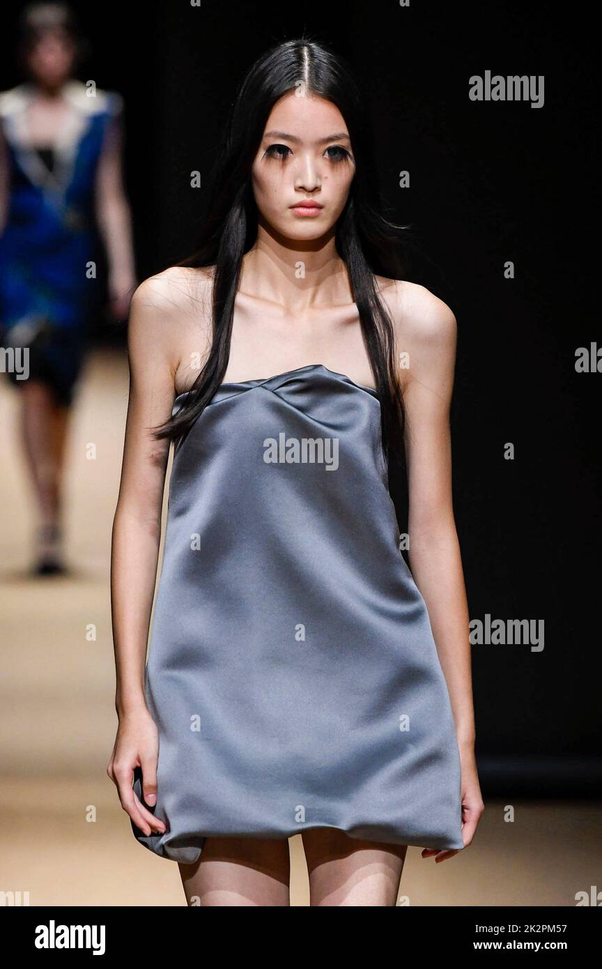 Milan, Italy. 22nd Sep, 2022. Model Shu Yan Ji walks on the runway at ...