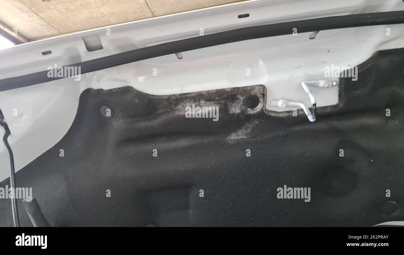 Engine compartment car close hi-res stock photography and images - Alamy