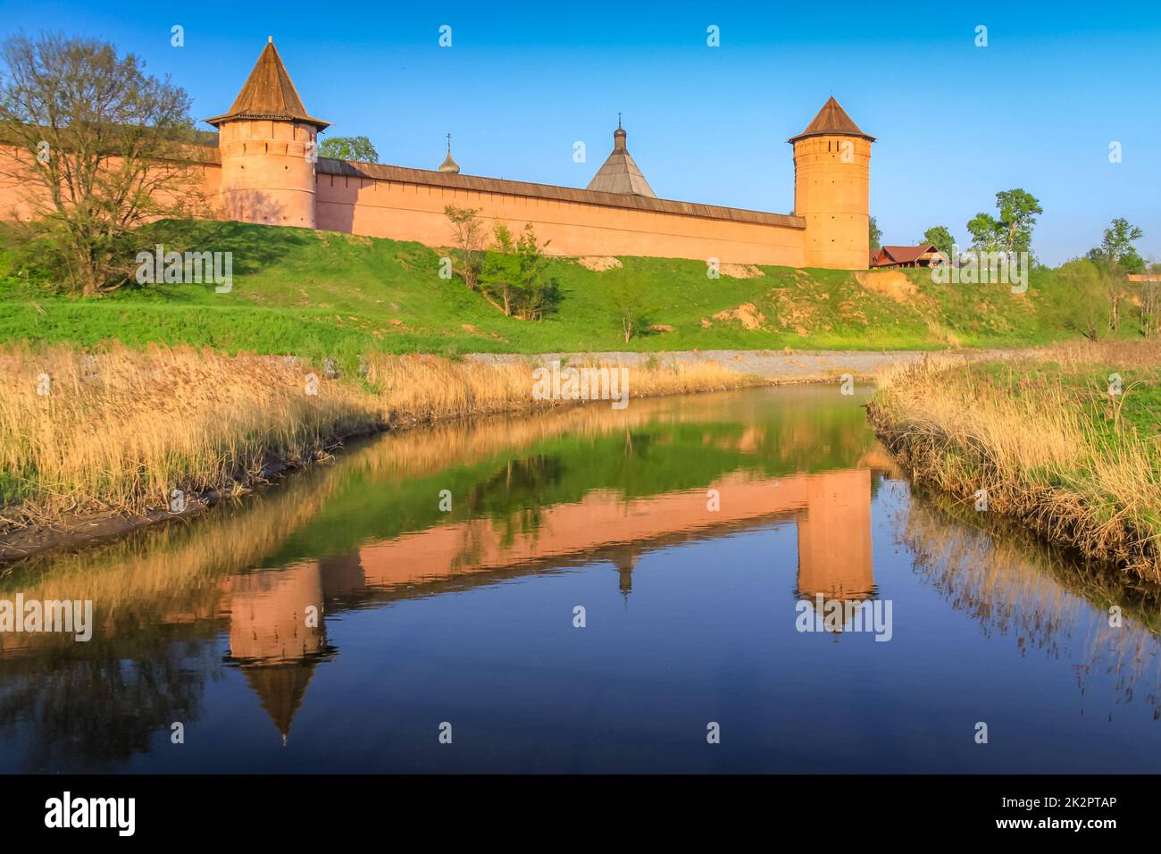 Monastery of Saint Euthymius and river reflection, Suzdal, Russia Stock ...