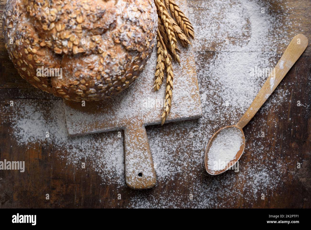 Bread flour wheat hi-res stock photography and images - Alamy