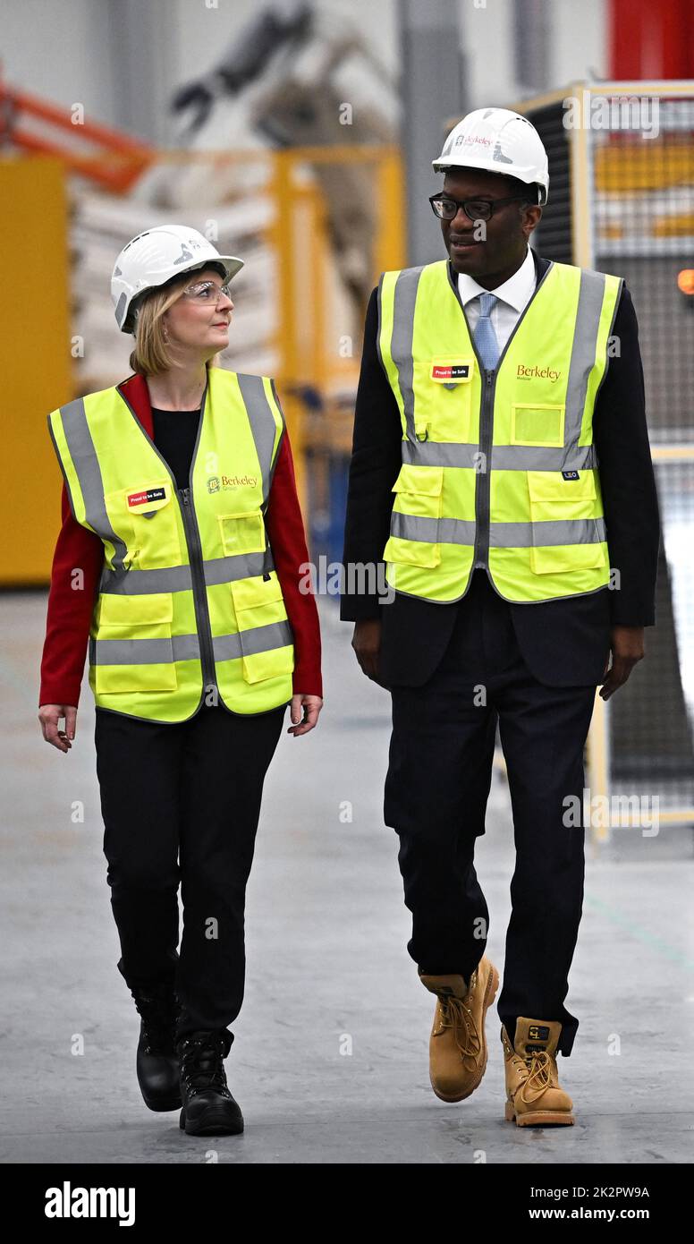 Prime Minister Liz Truss and Chancellor of the Exchequer Kwasi Kwarteng ...