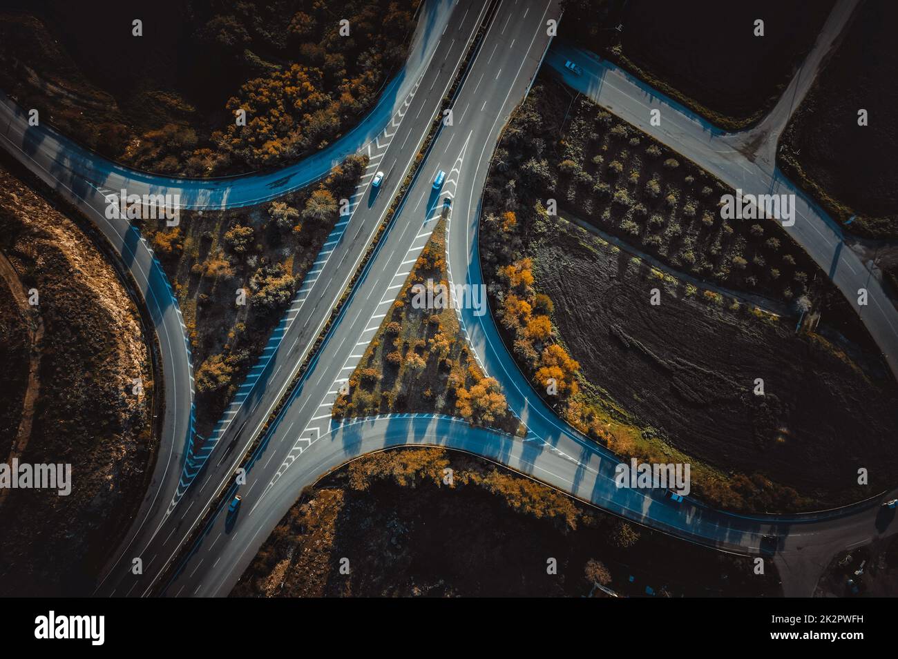 Overhead view traffic highway hi-res stock photography and images - Alamy