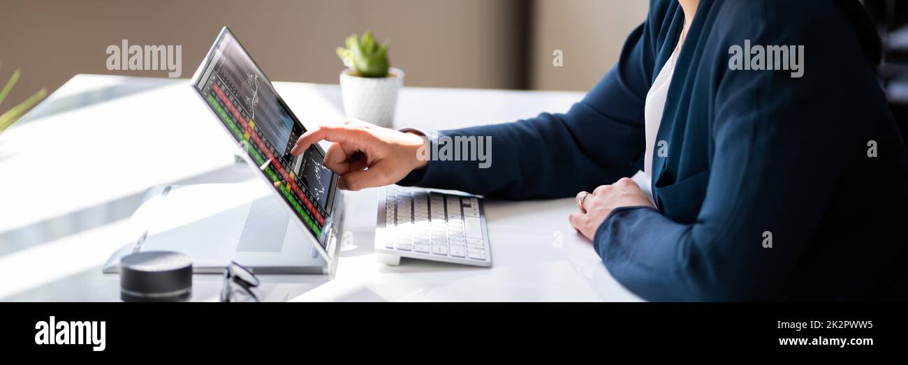 Financial Data Analyst Female Stock Photo - Alamy