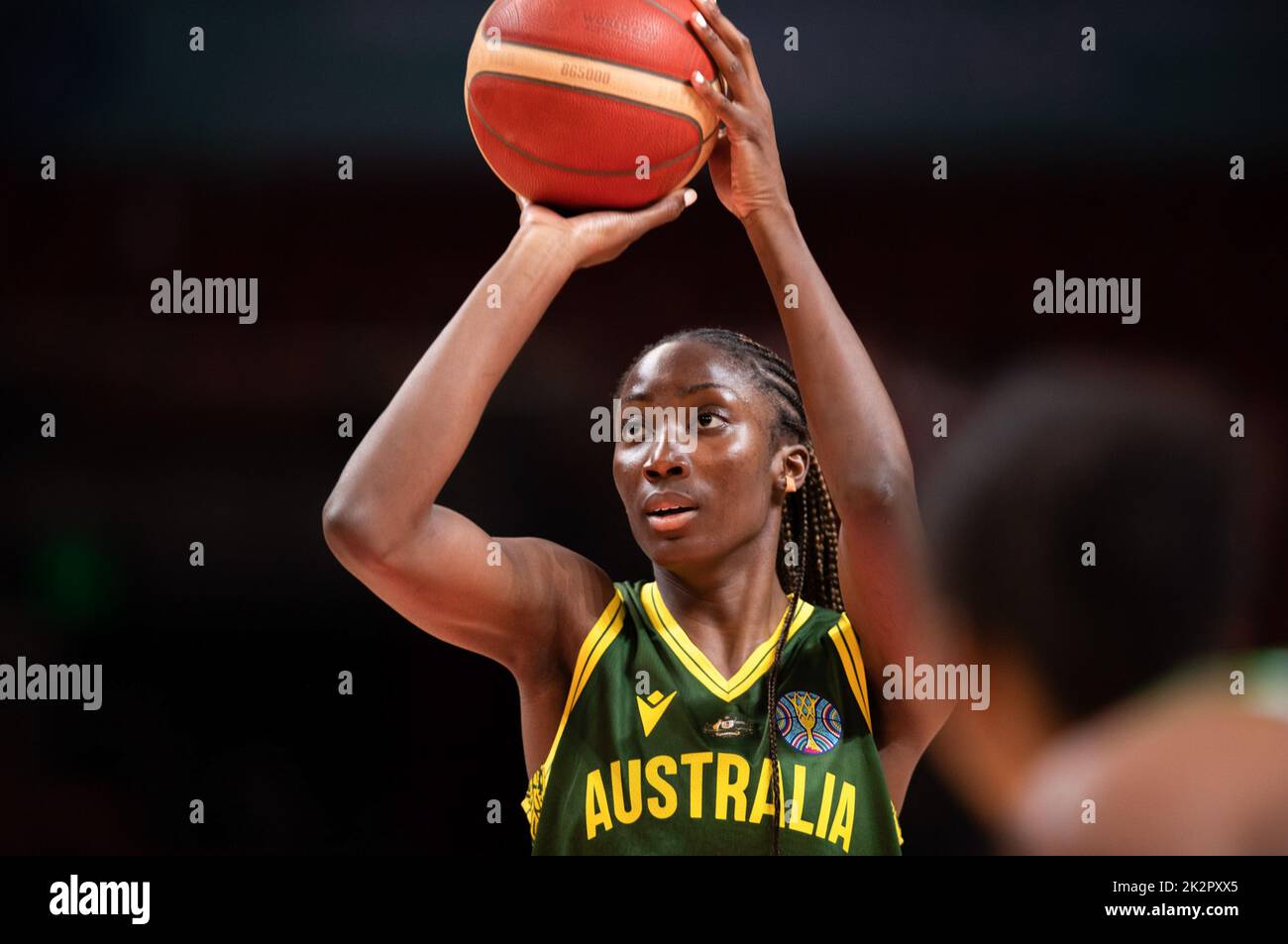 Sydney, Australia. 23rd Sep, 2022. Ezi Magbegor of Australia shoots ...