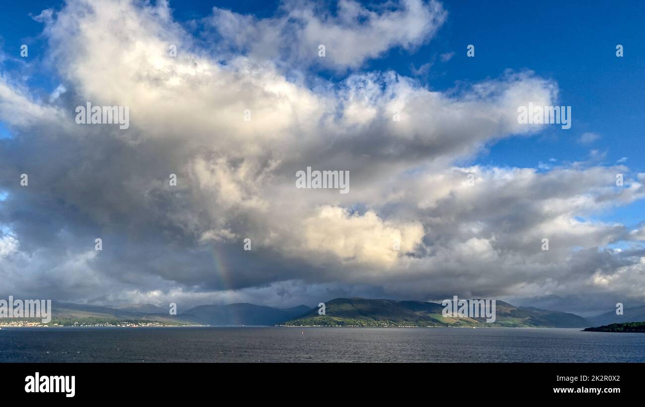 Nature river sky cloud hi-res stock photography and images - Alamy