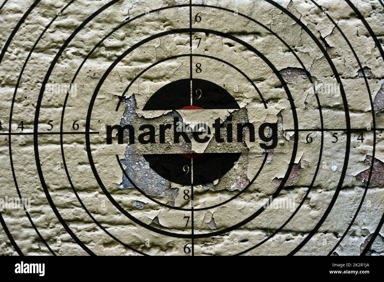 Marketing grunge target Stock Photo - Alamy
