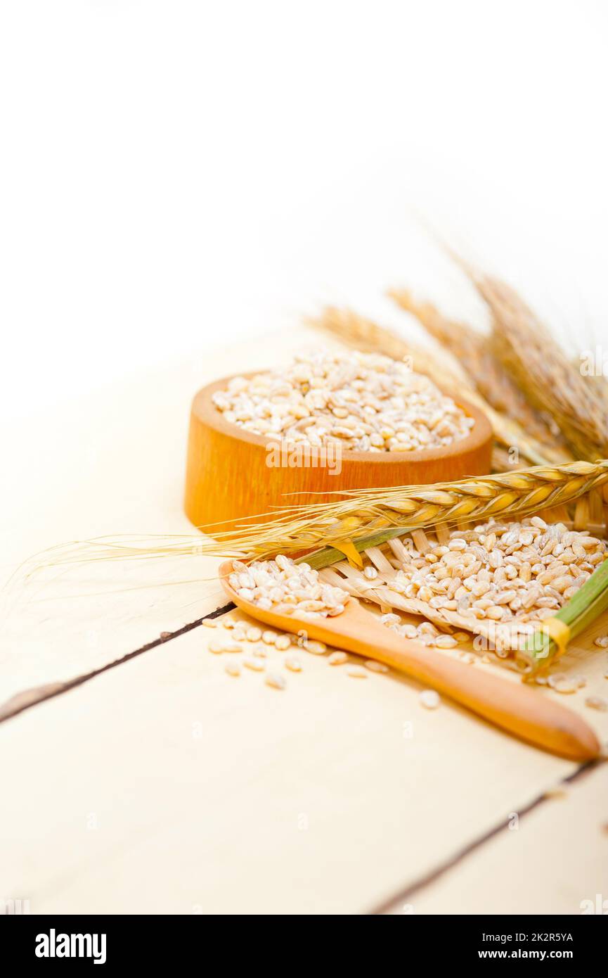 organic wheat grains Stock Photo - Alamy