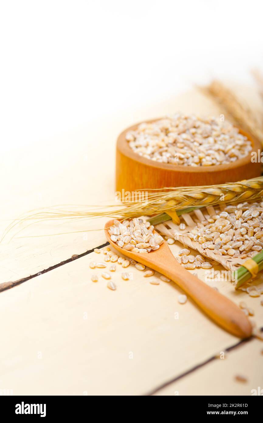 organic wheat grains Stock Photo - Alamy