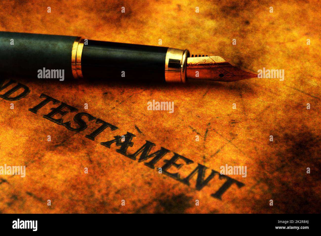Grunge Testament and pen Stock Photo - Alamy