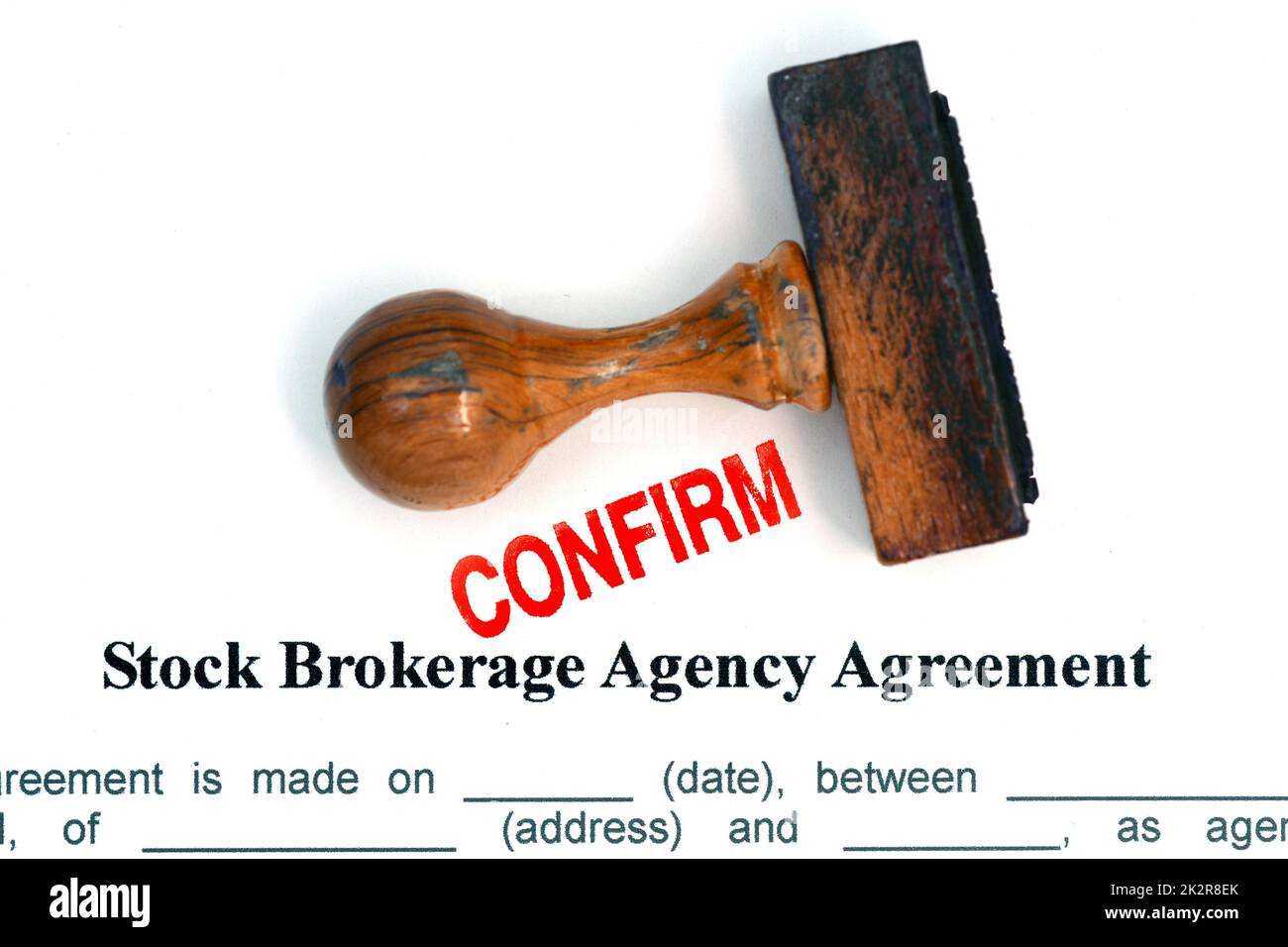 Stock brokerage agreement Stock Photo - Alamy