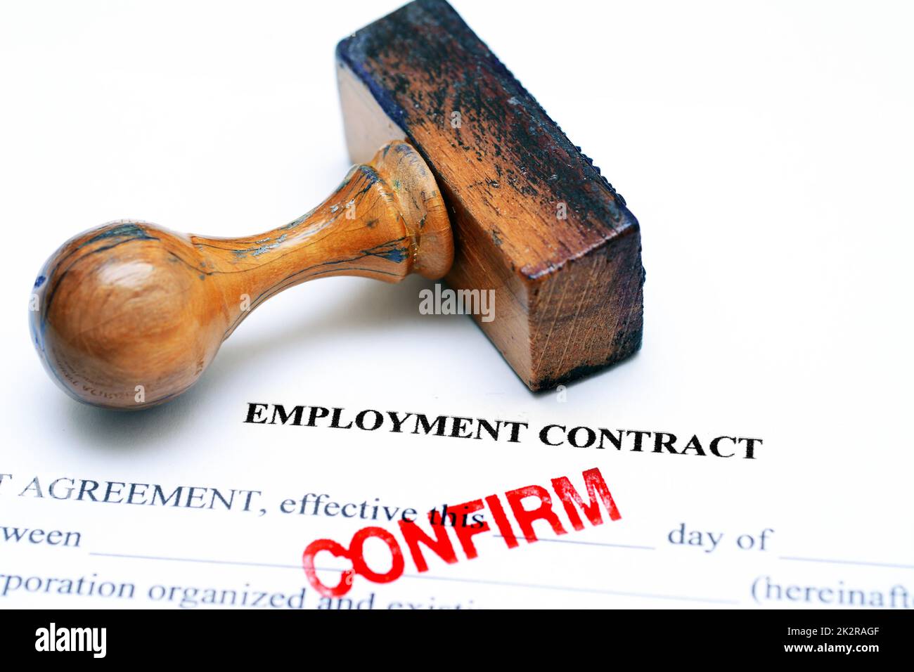 Employment contract hi-res stock photography and images - Alamy