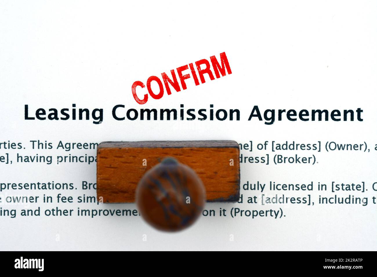 Leasing commission agreement Stock Photo - Alamy