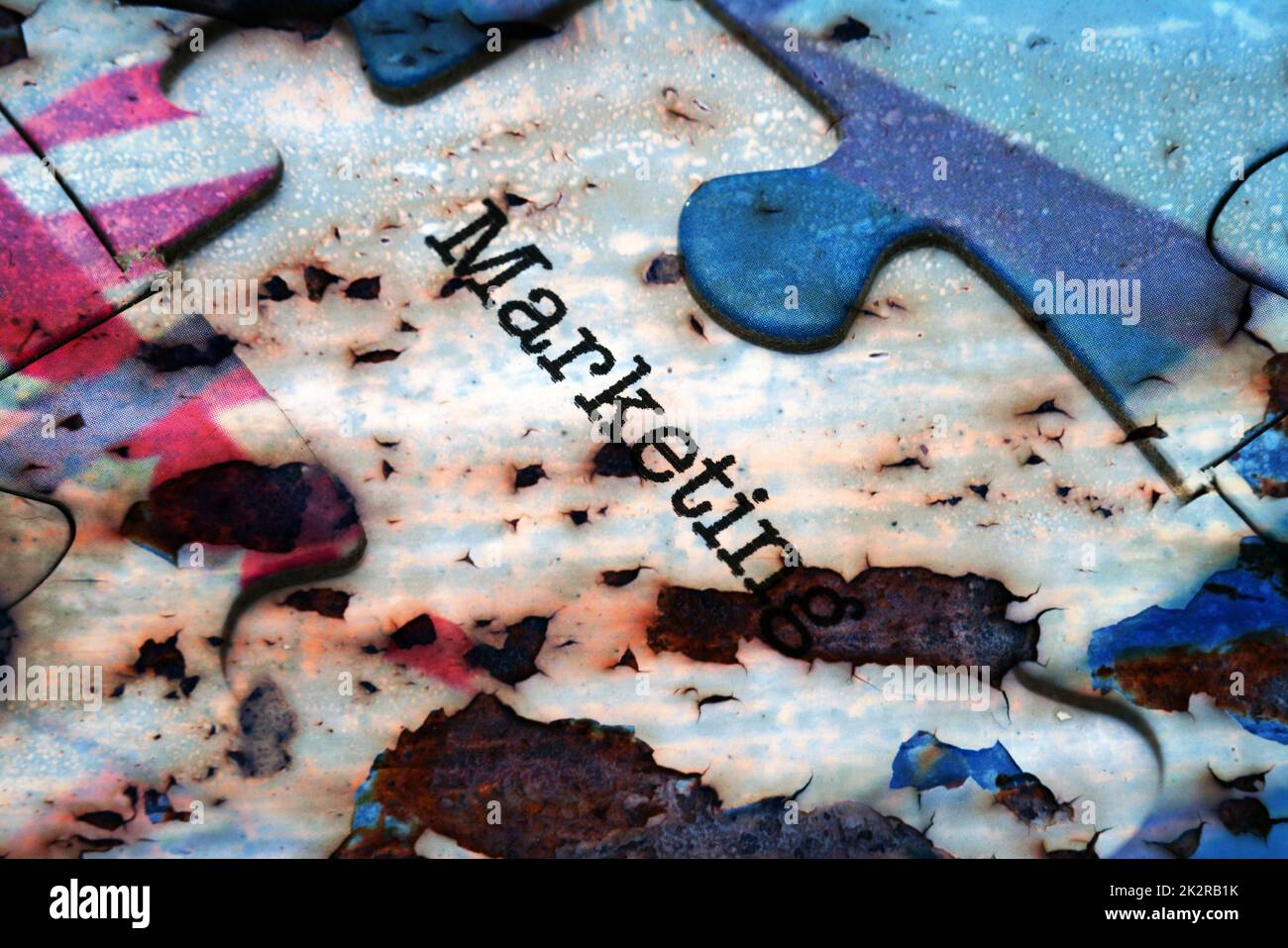 Marketing puzzle hi-res stock photography and images - Alamy