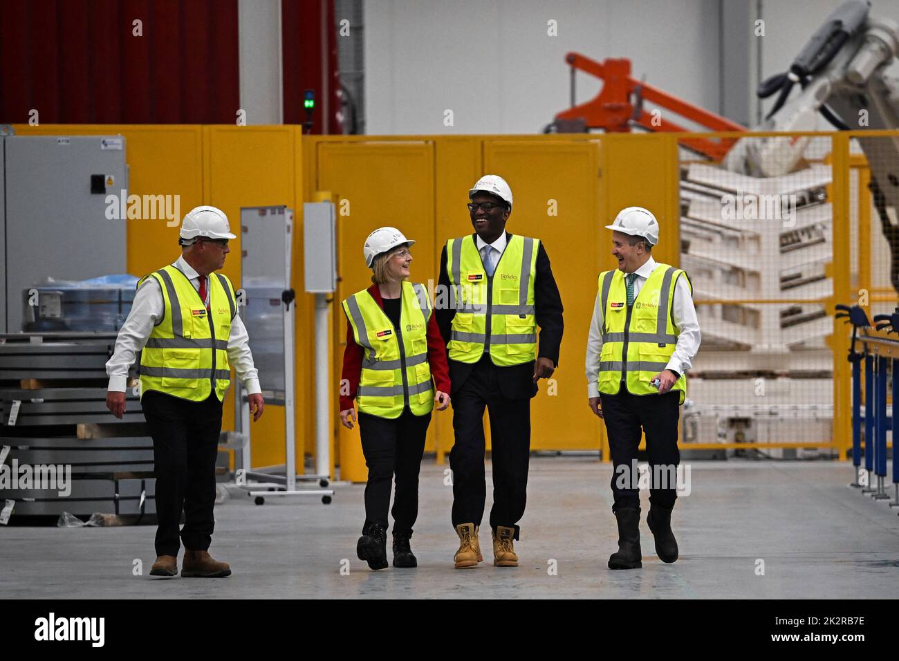 Prime Minister Liz Truss and Chancellor of the Exchequer Kwasi Kwarteng ...