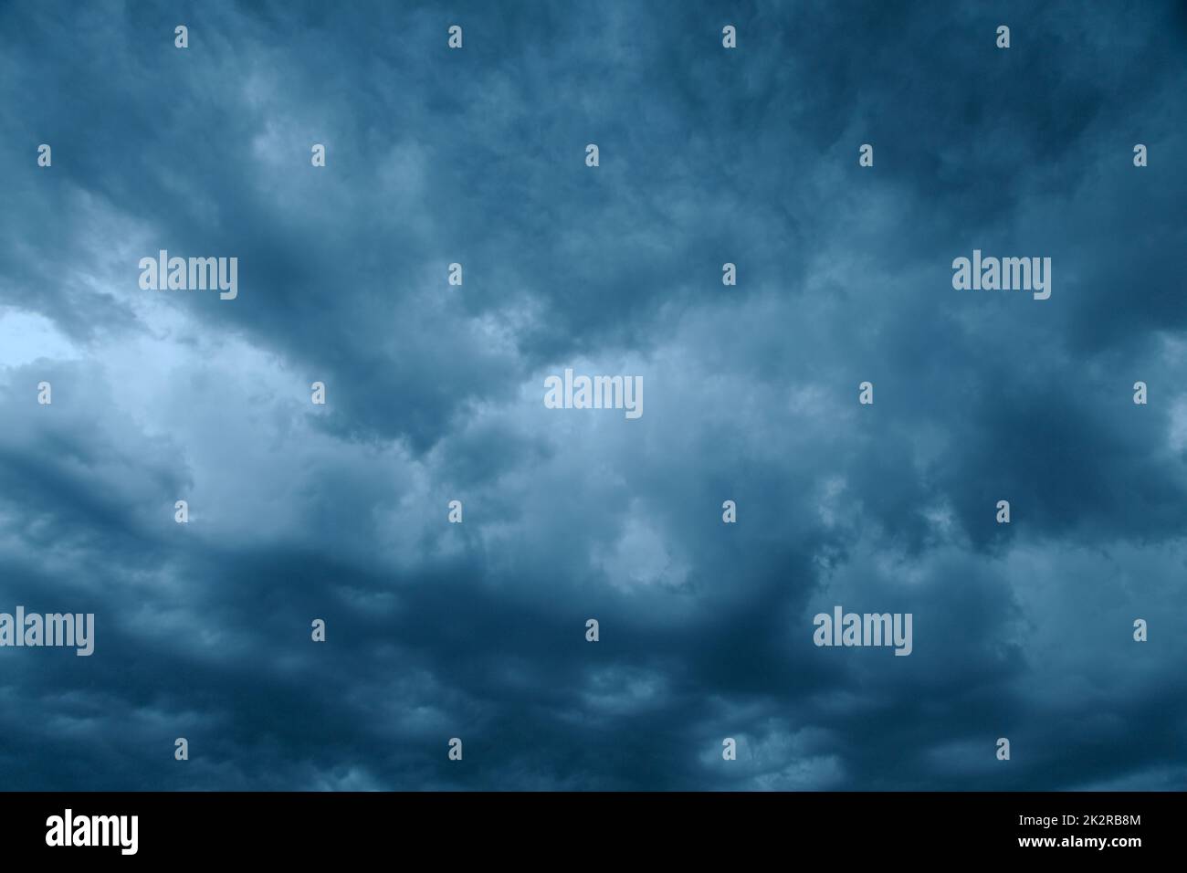 Outdoors dark and stormy hi-res stock photography and images - Alamy