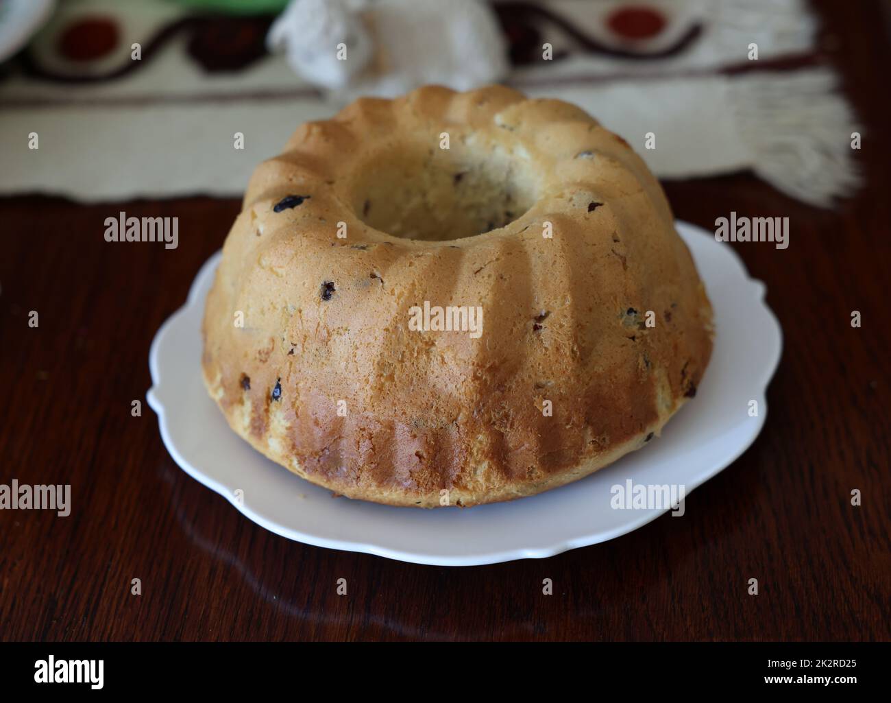 Traditional Ukrainian Easter Cake Kulich Stock Photo - Alamy