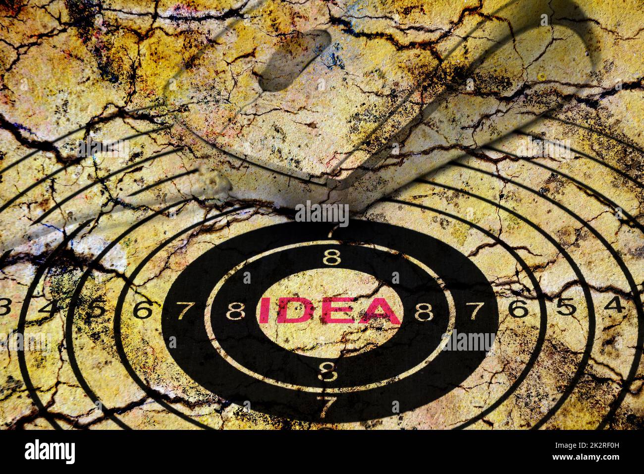 Idea target hi-res stock photography and images - Alamy