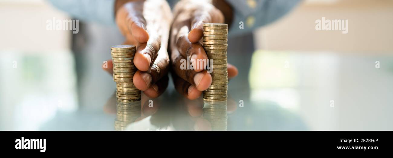 Separating Money Stack In Divorce Stock Photo - Alamy