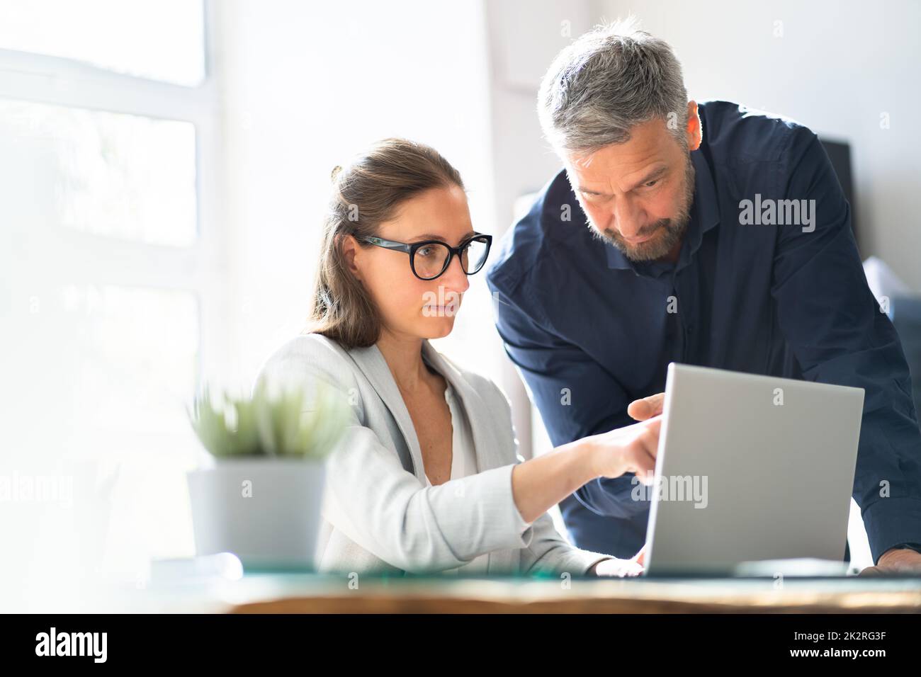 Insurance Consulting Meeting Stock Photo - Alamy