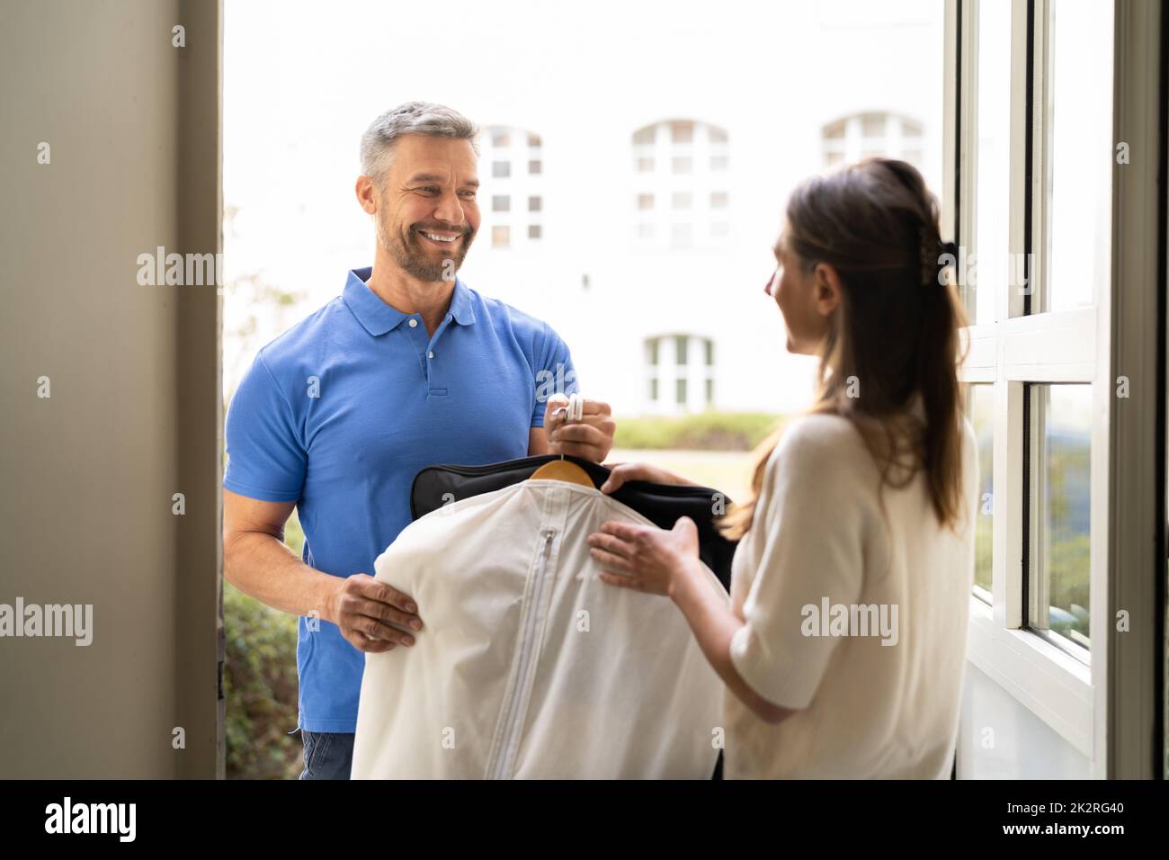 Books sharing hi-res stock photography and images - Alamy