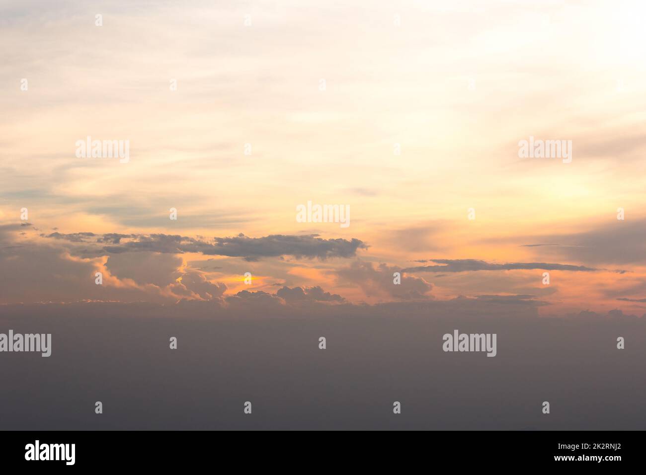 Light evening sky hi-res stock photography and images - Alamy