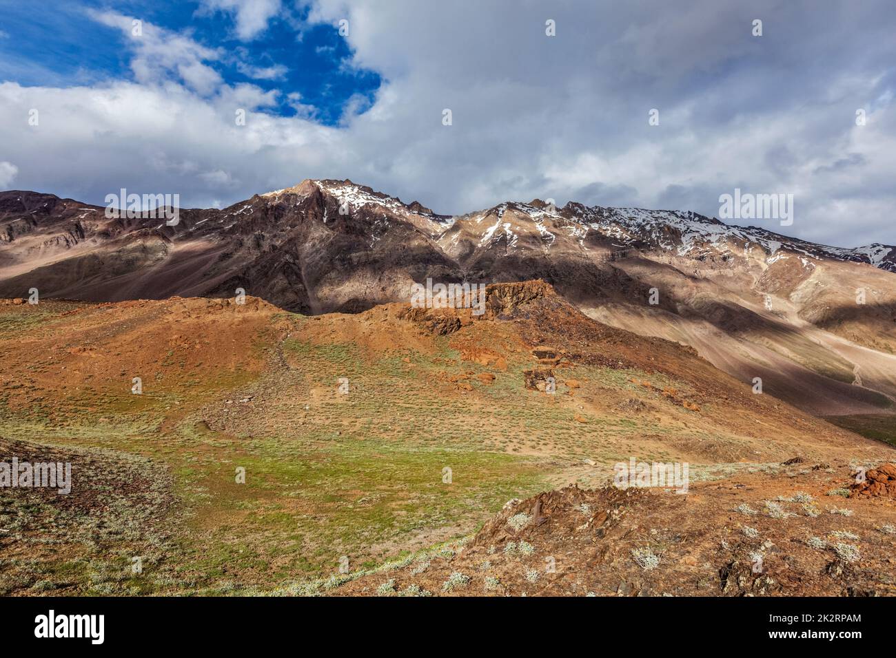 Himalayan landscape in Himalayas, India Stock Photo - Alamy