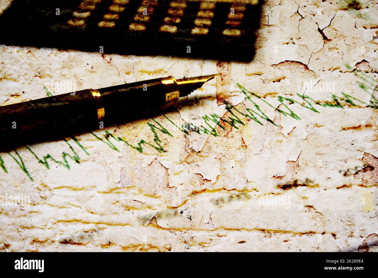 Stock market report Stock Photo - Alamy