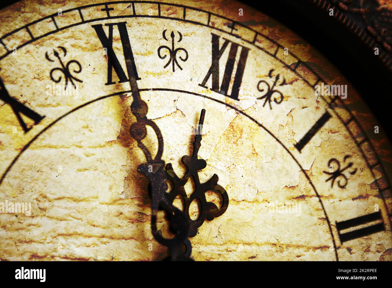 Vintage clock hi-res stock photography and images - Alamy