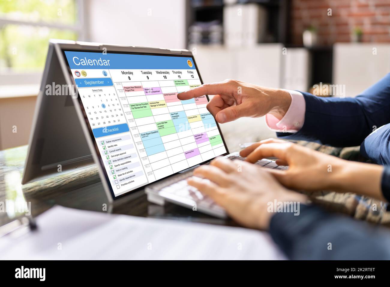 Daily calendar hi-res stock photography and images - Alamy