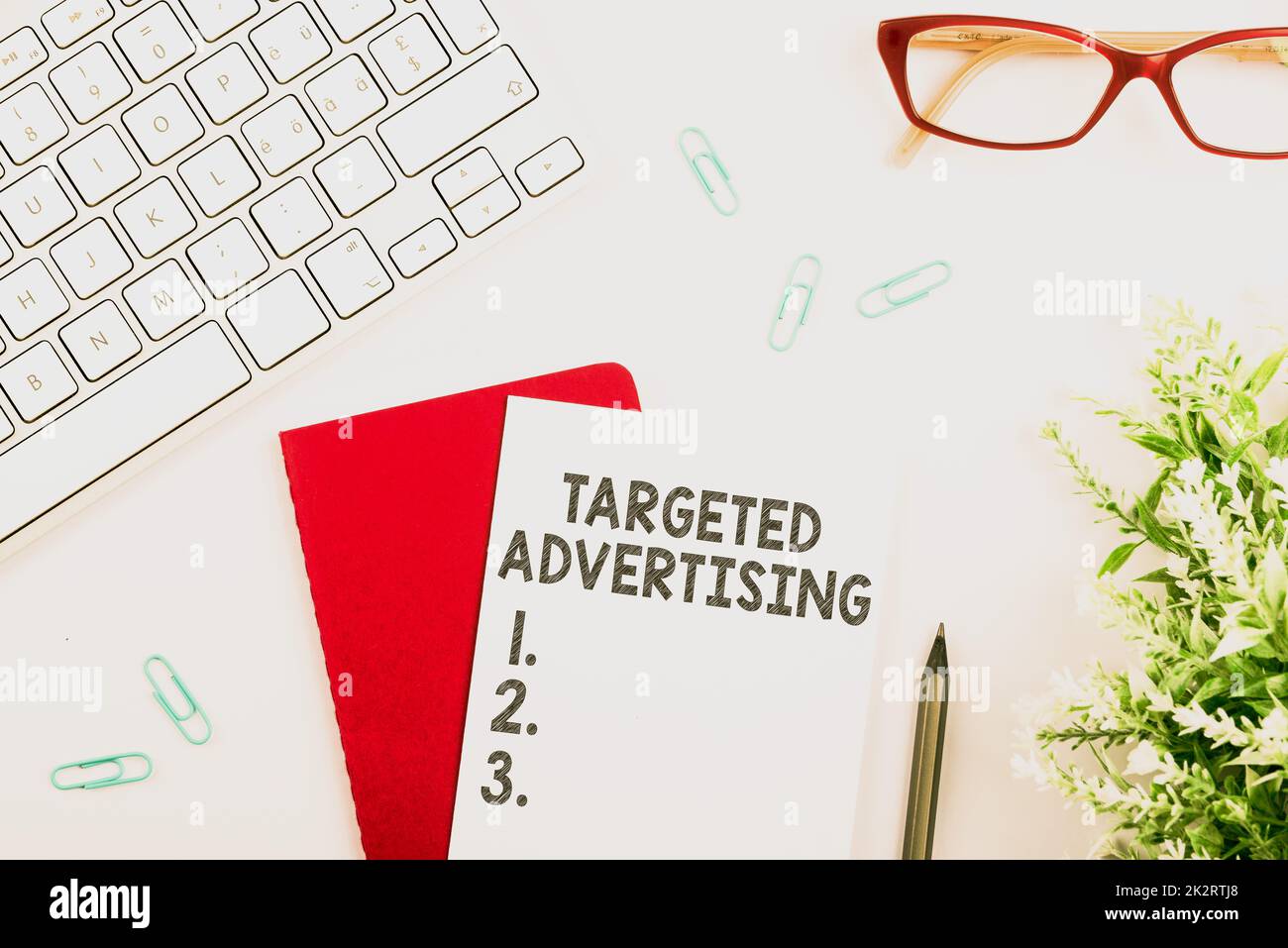 Handwriting text Targeted Advertising. Business concept Online ...