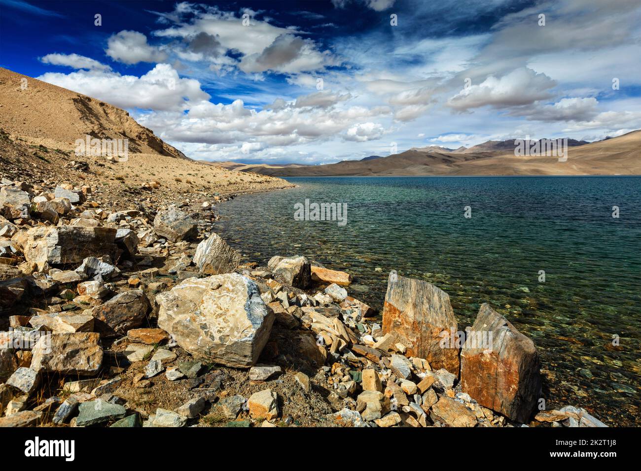 Tso Moriri lake in Himalayas, Ladakh Stock Photo - Alamy