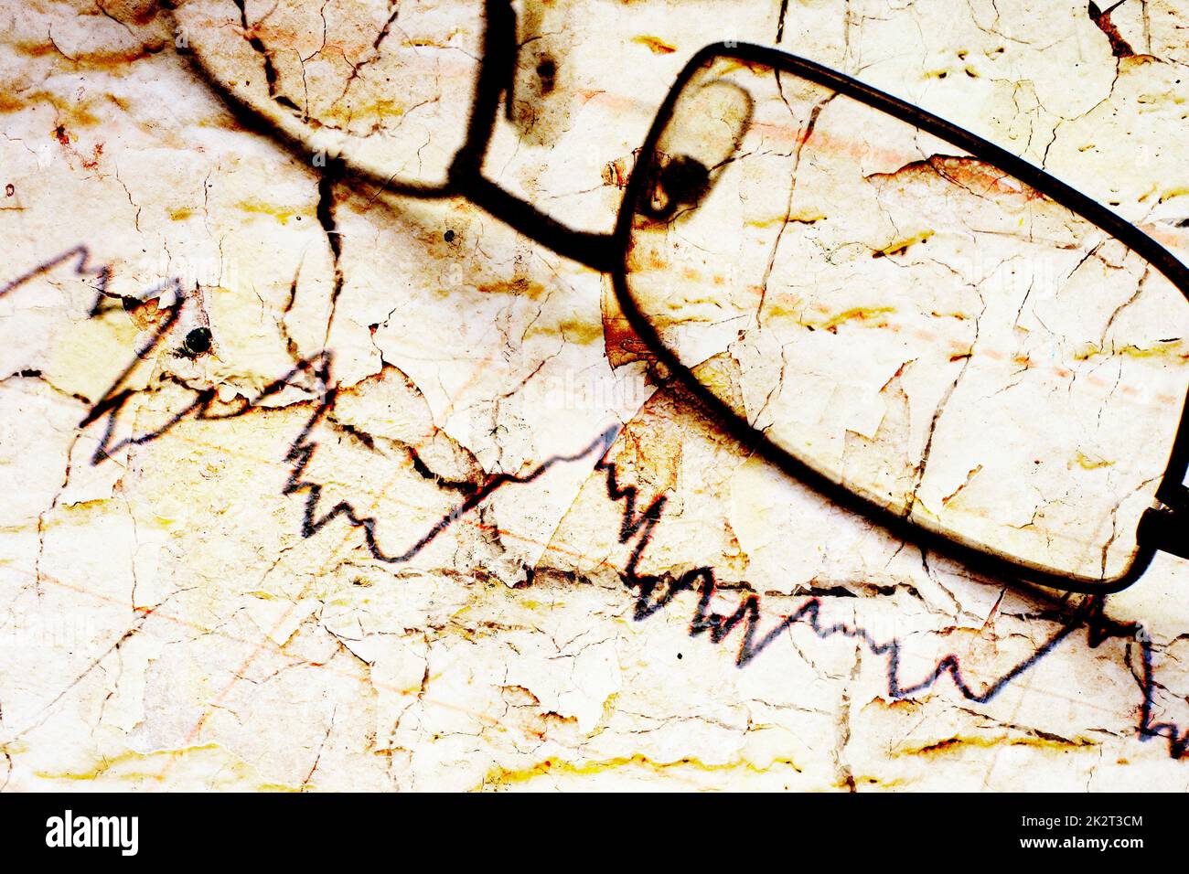 Stock market report Stock Photo - Alamy