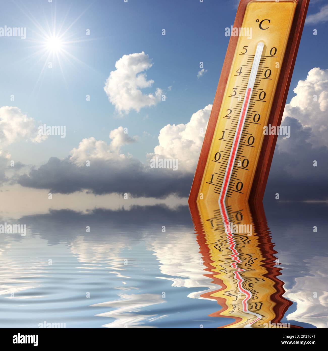 Thermometer with celsius scale showing extreme high temperature Stock ...