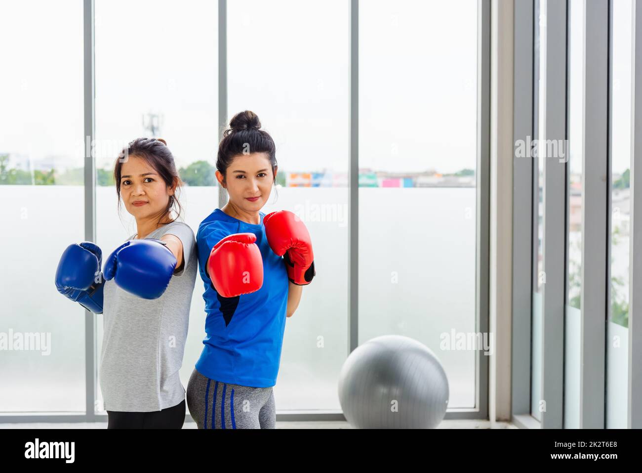 Karate woman kick hi-res stock photography and images - Alamy