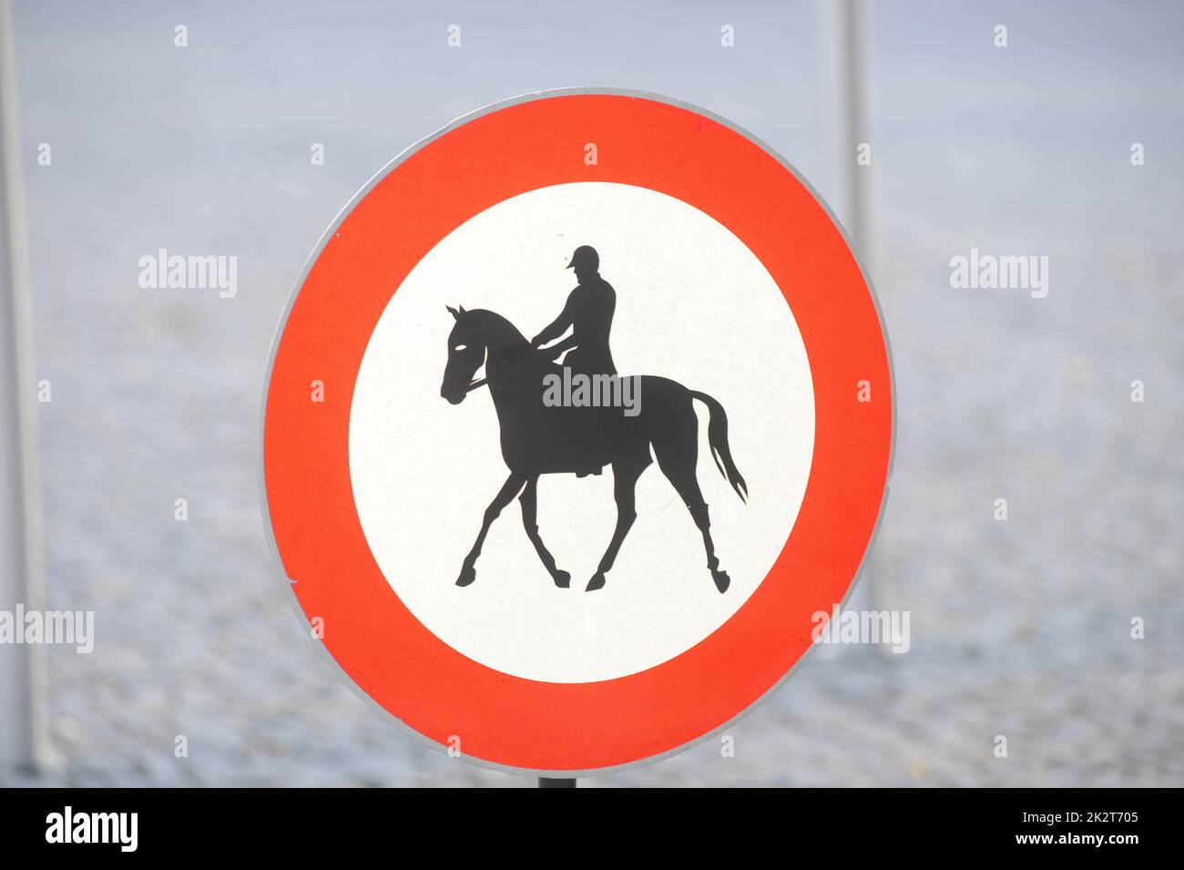 Animal activity sign hi-res stock photography and images - Alamy