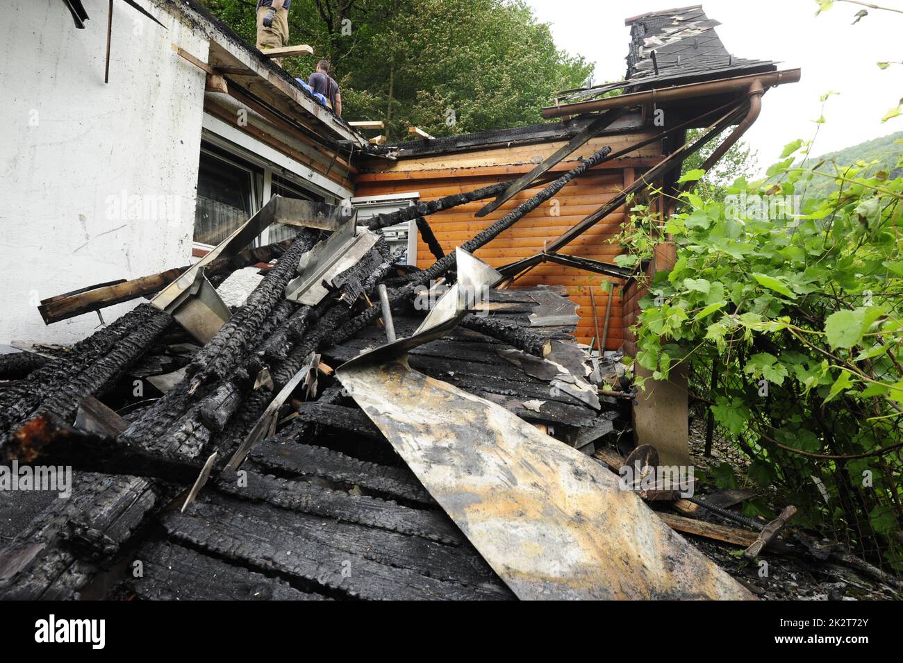 ruins of a burned out house Stock Photo - Alamy