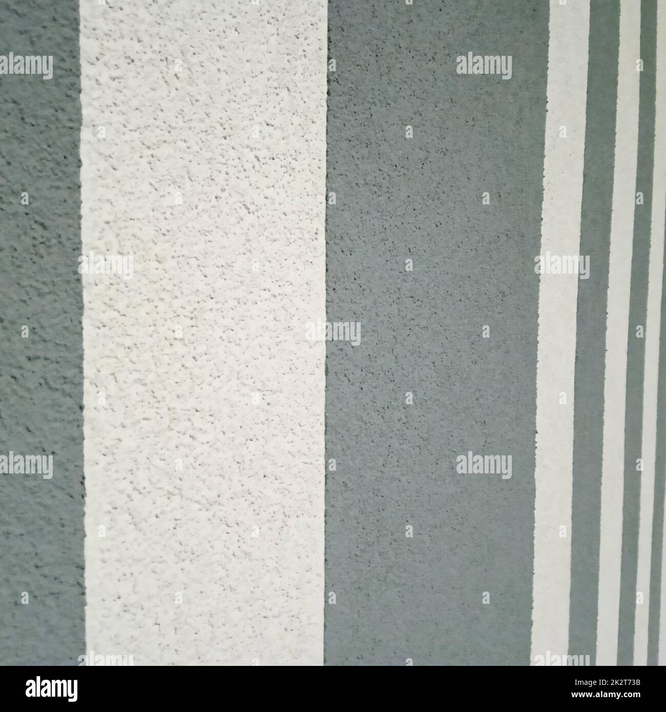 Straight alignment hi-res stock photography and images - Alamy