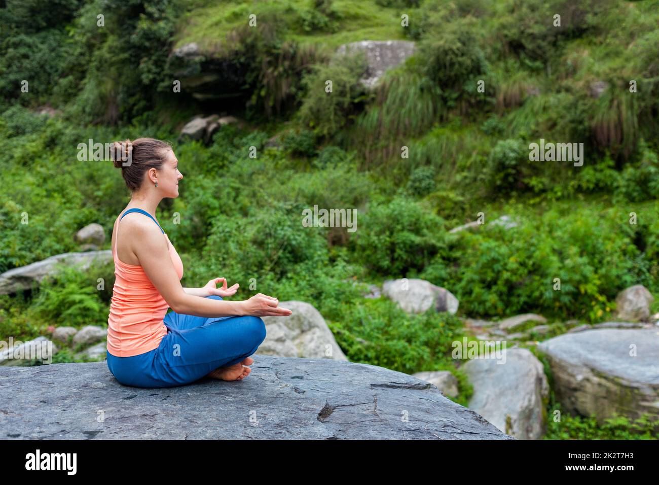 Padmasana hi-res stock photography and images - Alamy