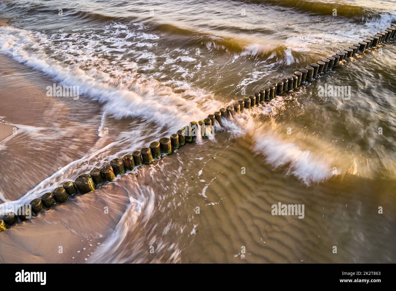 Top view shore hi-res stock photography and images - Alamy