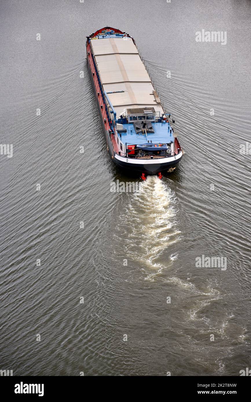 Transporting sand by a ship hi-res stock photography and images - Alamy