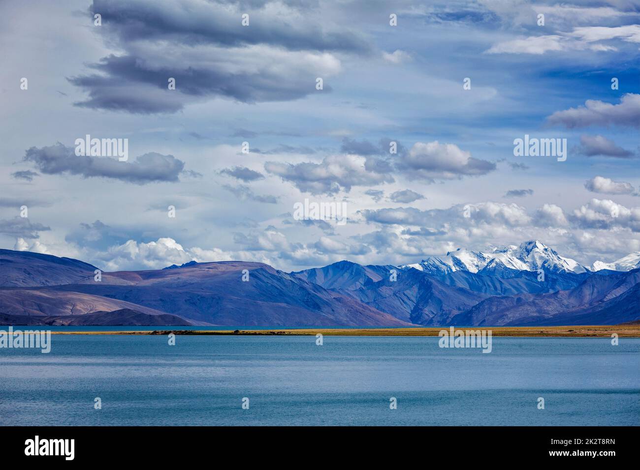 Lake Tso Moriri in Himalayas. Ladakh, India Stock Photo - Alamy